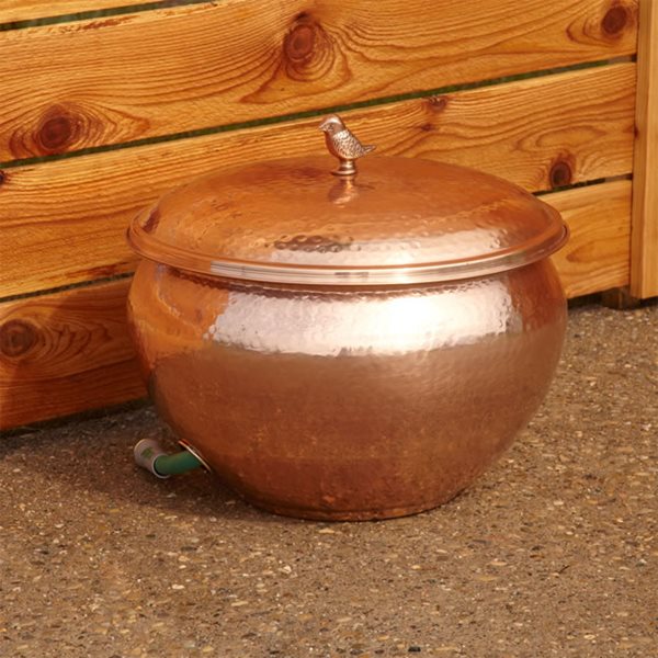 Liberty Garden Hammered Copper Hose Pot | Fasci Garden
