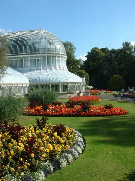 Travel Guide for Victorian Gardens - Gallery | Garden Design